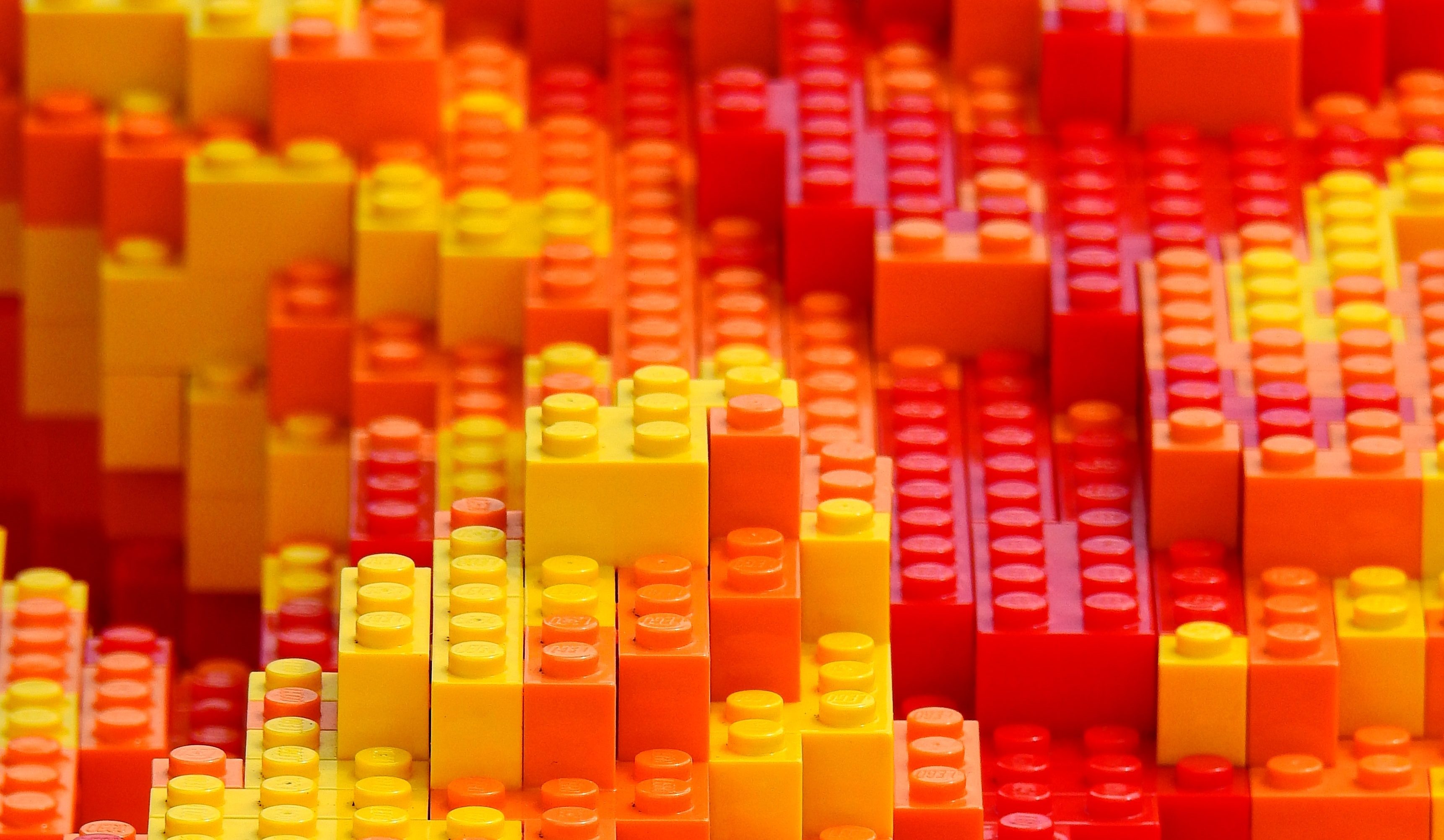 'Play well': is LEGO the ultimate autism-friendly toy? - Eureka! The ...